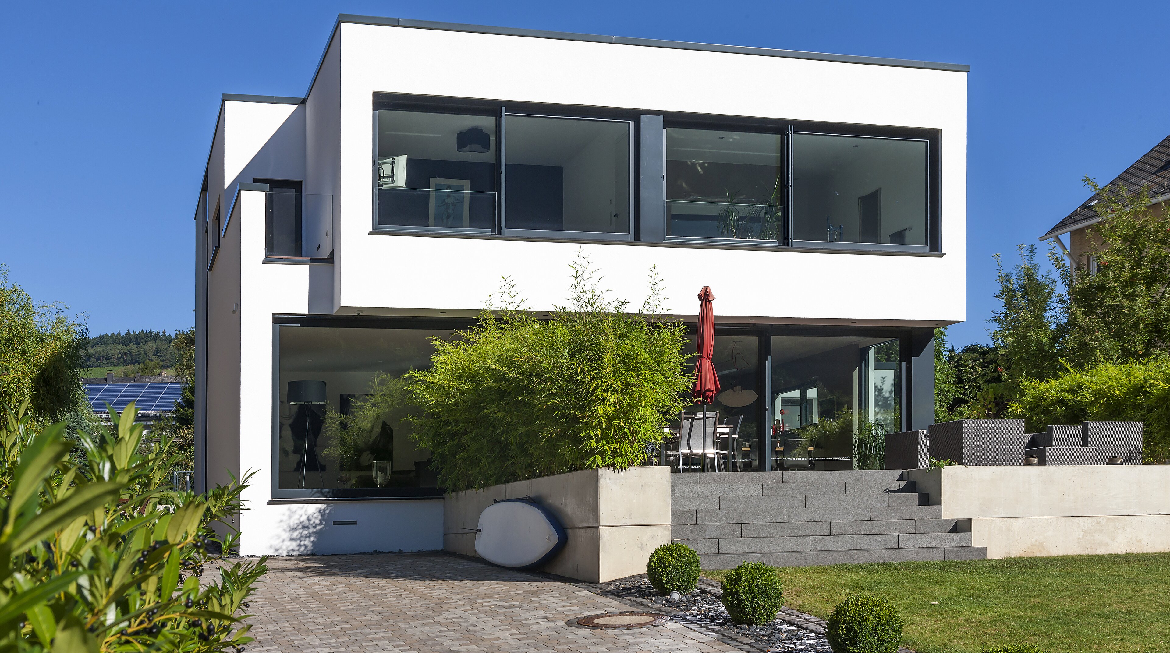 IDEAL Fensterbau Weinstock GmbH | SHI-Datenbank